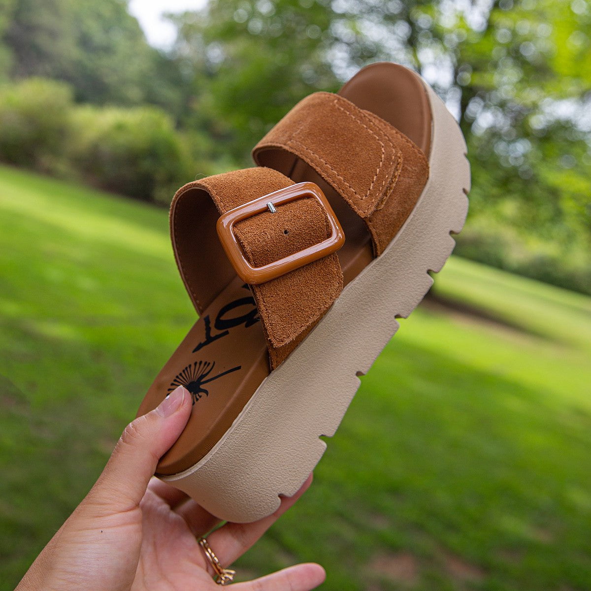 Women's Casual Shoes | Comfortable Walking & Travel Shoes | OTBT Shoes